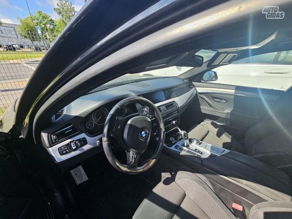 BMW 520 2012 in Kaunas, with an engine capacity of 2.00 L and mileage of 281 thousand km for 7555 €, photo 7 on AUTOMOTO.COM.LV