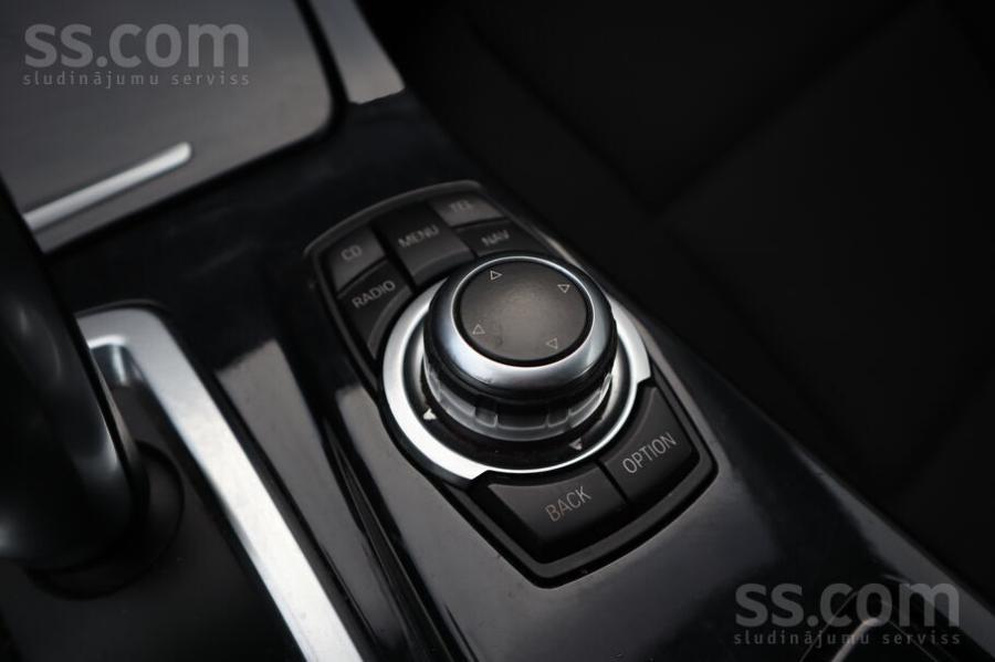BMW 520 2012 in Riga, with an engine capacity of 2.00 L and mileage of 388 thousand km for 5999 €, photo 30 on AUTOMOTO.COM.LV