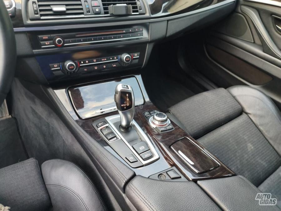 BMW 520 2012 in Marijampole, with an engine capacity of 2.00 L and mileage of 371 thousand km for 6700 €, photo 14 on AUTOMOTO.COM.LV