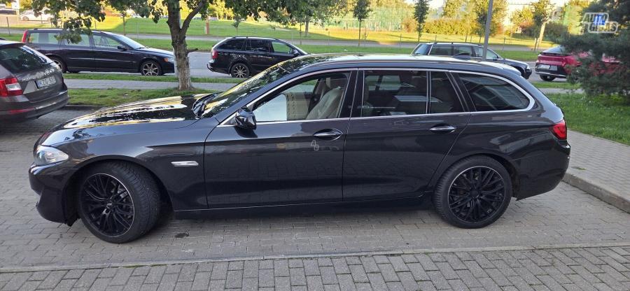 BMW 520 2012 in Vilnius, with an engine capacity of 2.00 L and mileage of 354 thousand km for 8250 €, photo 7 on AUTOMOTO.COM.LV