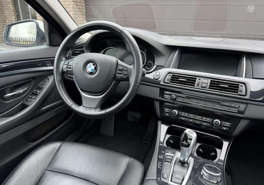 BMW 520 2013 in Kaunas, with an engine capacity of 2.00 L and mileage of 309 thousand km for 9590 €, photo 18 on AUTOMOTO.COM.LV