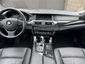 BMW 520 2013 in Kaunas, with an engine capacity of 2.00 L and mileage of 309 thousand km for 9590 €, photo 19 on AUTOMOTO.COM.LV