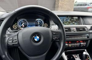 BMW 520 2013 in Kaunas, with an engine capacity of 2.00 L and mileage of 309 thousand km for 9590 €, photo 26 on AUTOMOTO.COM.LV