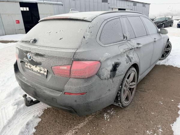 BMW 520 2013 in Siauliai, with an engine capacity of 2.00 L and mileage of 300 thousand km for 6950 €, photo 6 on AUTOMOTO.COM.LV