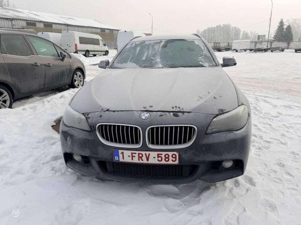BMW 520 2013 in Siauliai, with an engine capacity of 2.00 L and mileage of 300 thousand km for 6950 €, photo 8 on AUTOMOTO.COM.LV