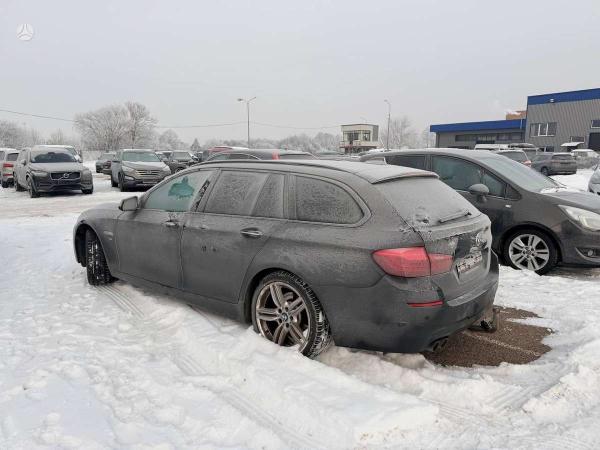BMW 520 2013 in Siauliai, with an engine capacity of 2.00 L and mileage of 300 thousand km for 6950 €, photo 9 on AUTOMOTO.COM.LV