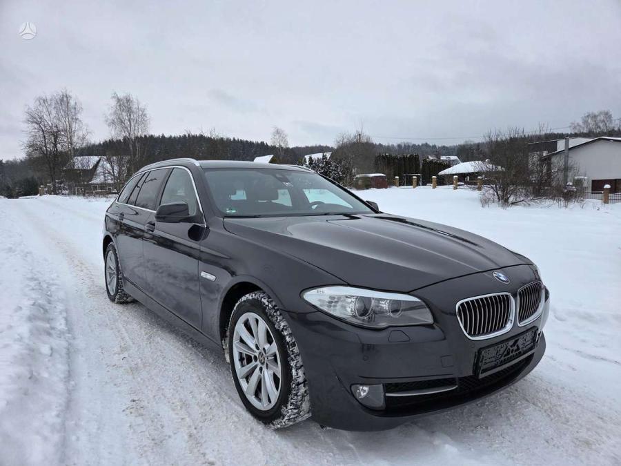 BMW 520 2013 in Ignalina, with an engine capacity of 2.00 L and mileage of 299 thousand km for 6900 €, photo 1 on AUTOMOTO.COM.LV