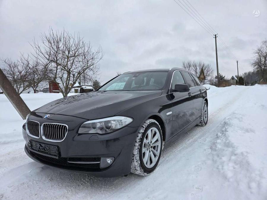 BMW 520 2013 in Ignalina, with an engine capacity of 2.00 L and mileage of 299 thousand km for 6900 €, photo 2 on AUTOMOTO.COM.LV