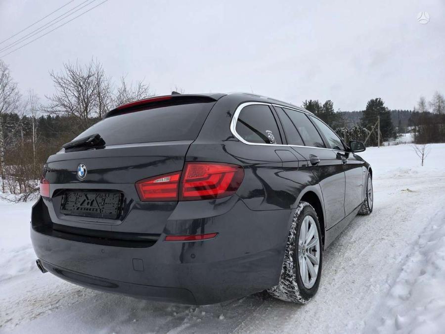 BMW 520 2013 in Ignalina, with an engine capacity of 2.00 L and mileage of 299 thousand km for 6900 €, photo 4 on AUTOMOTO.COM.LV