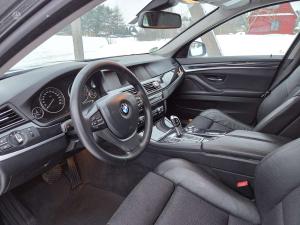 BMW 520 2013 in Ignalina, with an engine capacity of 2.00 L and mileage of 299 thousand km for 6900 €, photo 9 on AUTOMOTO.COM.LV
