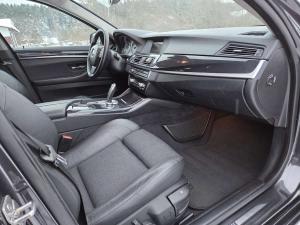 BMW 520 2013 in Ignalina, with an engine capacity of 2.00 L and mileage of 299 thousand km for 6900 €, photo 10 on AUTOMOTO.COM.LV