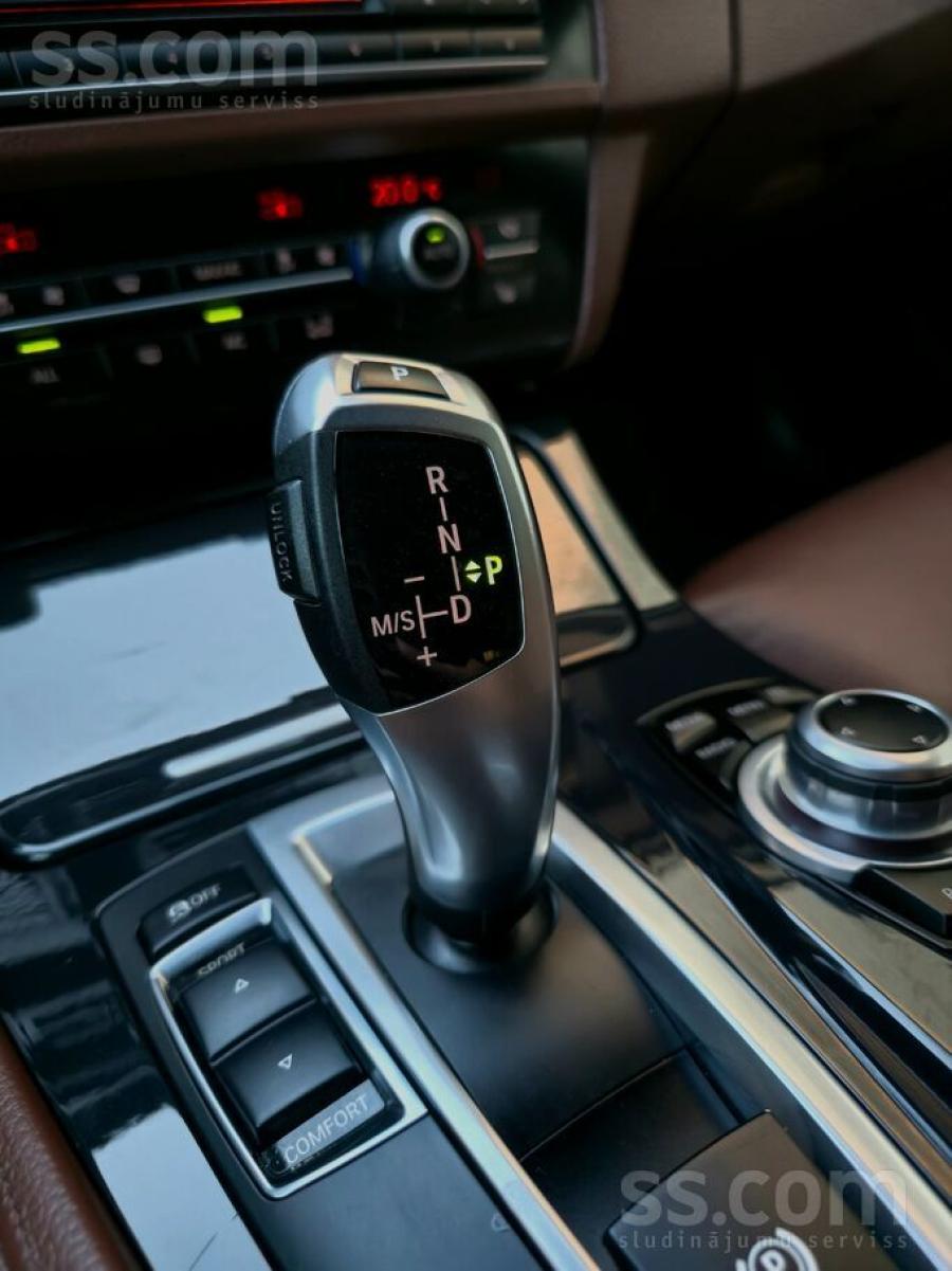 BMW 520 2013 Rīga, ar dzinēja tilpumu 2.00 L un nobraukumu 219 tūkst. km par 9400 €, foto 20 vietnē AUTOMOTO.COM.LV