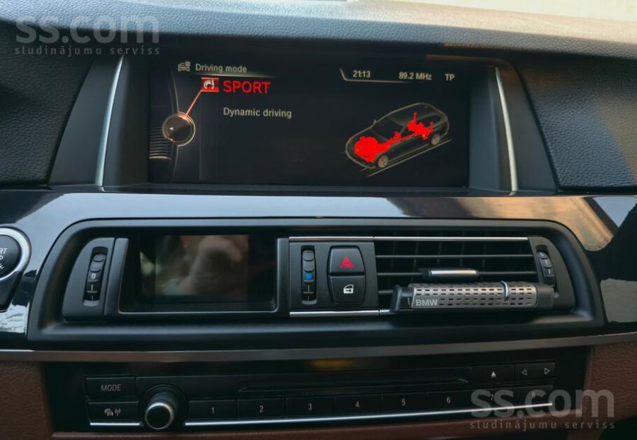 BMW 520 2013 Rīga, ar dzinēja tilpumu 2.00 L un nobraukumu 219 tūkst. km par 9400 €, foto 25 vietnē AUTOMOTO.COM.LV