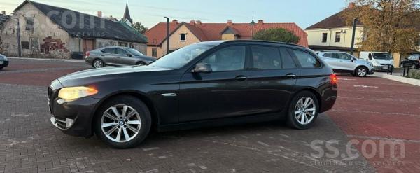 BMW 520 2013 in Saldus, with an engine capacity of 2.00 L and mileage of 388 thousand km for 10000 €, photo 1 on AUTOMOTO.COM.LV