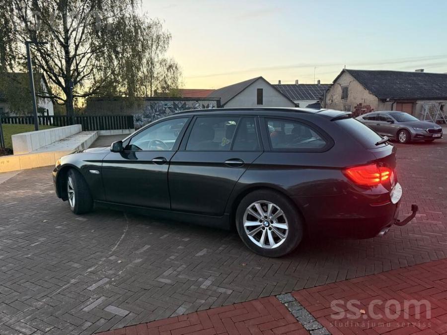 BMW 520 2013 Saldus, ar dzinēja tilpumu 2.00 L un nobraukumu 388 tūkst. km par 10000 €, foto 13 vietnē AUTOMOTO.COM.LV