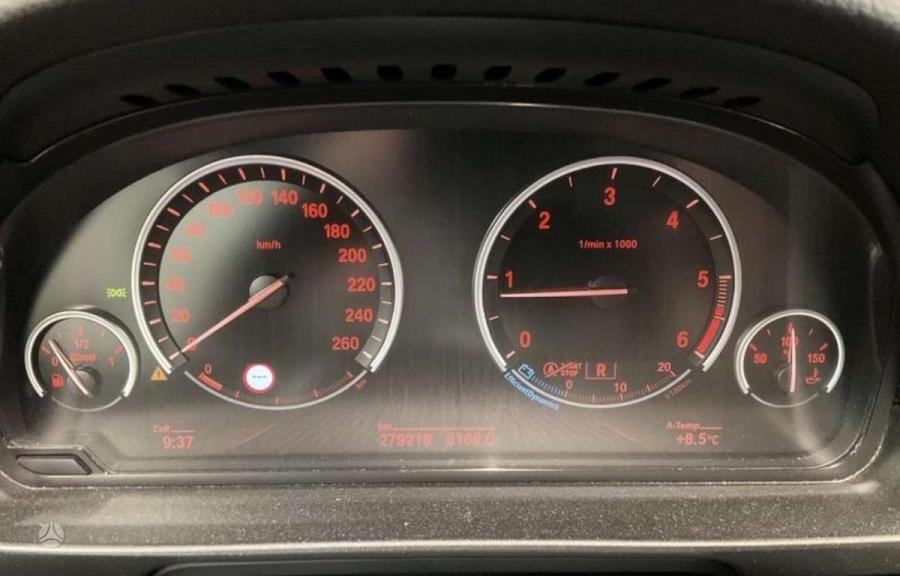 BMW 520 2014 in Siauliai, with an engine capacity of 2.00 L and mileage of 279 thousand km for 8750 €, photo 18 on AUTOMOTO.COM.LV