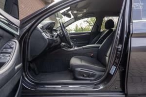 BMW 520 2014 in Marijampole, with an engine capacity of 2.00 L and mileage of 267 thousand km for 9450 €, photo 26 on AUTOMOTO.COM.LV