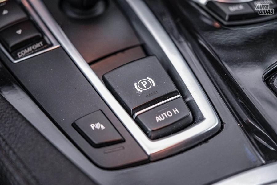 BMW 520 2014 Kauņa, ar dzinēja tilpumu 2.00 L un nobraukumu 208 tūkst. km par 9990 €, foto 26 vietnē AUTOMOTO.COM.LV