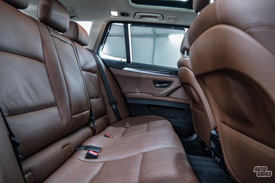 BMW 520 2014 in Kaunas, with an engine capacity of 2.00 L and mileage of 279 thousand km for 10590 €, photo 11 on AUTOMOTO.COM.LV