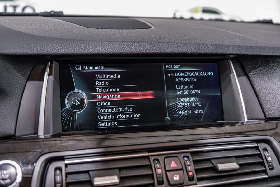 BMW 520 2014 in Kaunas, with an engine capacity of 2.00 L and mileage of 279 thousand km for 10590 €, photo 23 on AUTOMOTO.COM.LV