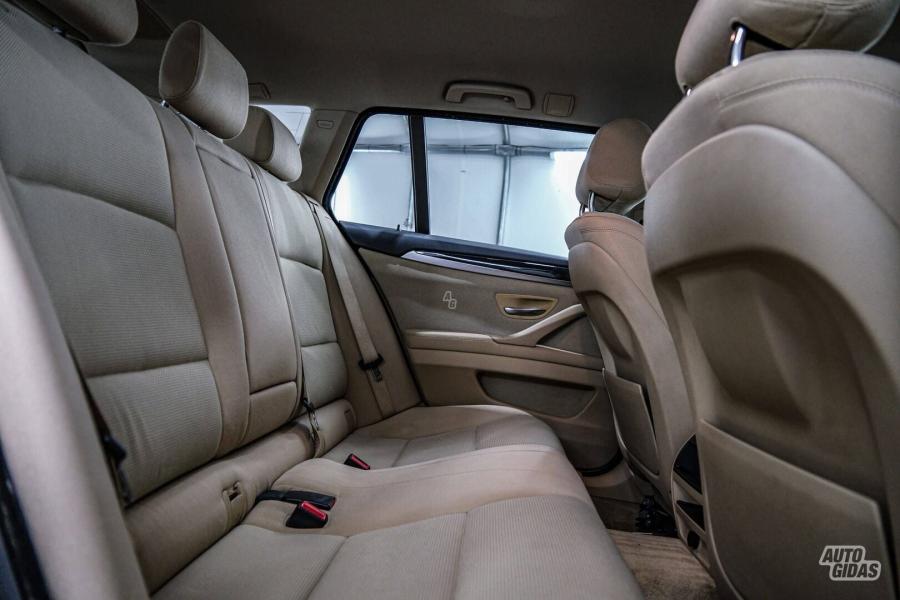 BMW 520 2014 in Kaunas, with an engine capacity of 2.00 L and mileage of 296 thousand km for 9690 €, photo 11 on AUTOMOTO.COM.LV