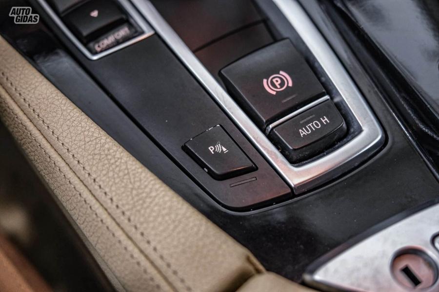 BMW 520 2014 in Kaunas, with an engine capacity of 2.00 L and mileage of 296 thousand km for 9690 €, photo 24 on AUTOMOTO.COM.LV