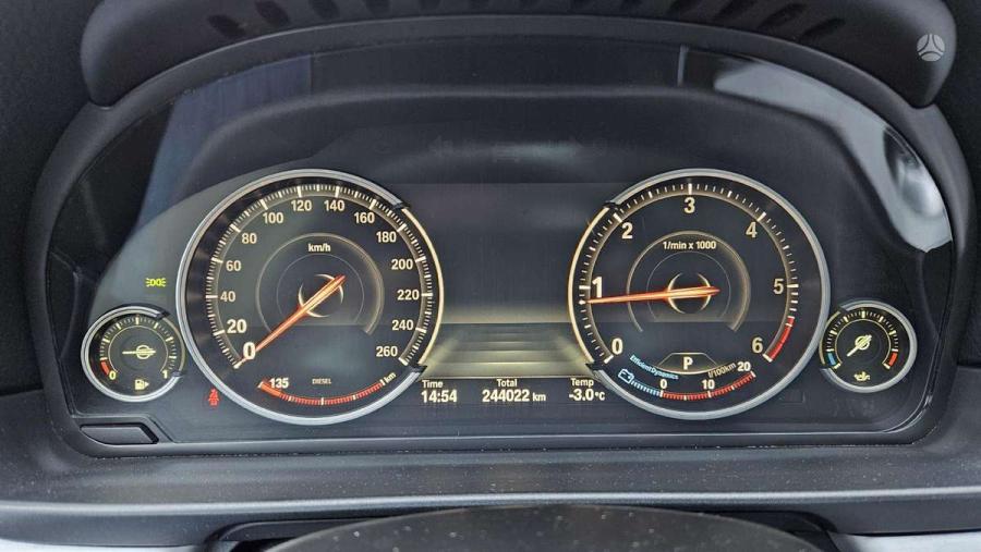 BMW 520 2015 in Kaunas, with an engine capacity of 2.00 L and mileage of 244 thousand km for 9250 €, photo 11 on AUTOMOTO.COM.LV