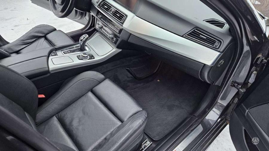 BMW 520 2015 in Kaunas, with an engine capacity of 2.00 L and mileage of 244 thousand km for 9250 €, photo 17 on AUTOMOTO.COM.LV
