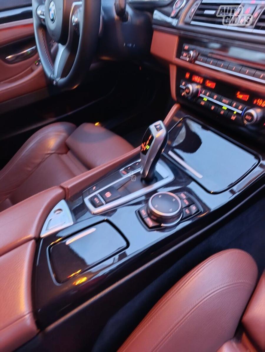 BMW 520 2015 in Kaunas, with an engine capacity of 2.00 L and mileage of 255 thousand km for 12150 €, photo 12 on AUTOMOTO.COM.LV