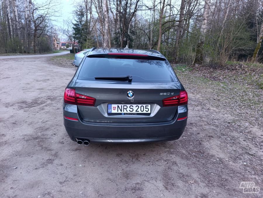 BMW 520 2015 in Kaunas, with an engine capacity of 2.00 L and mileage of 255 thousand km for 12150 €, photo 15 on AUTOMOTO.COM.LV
