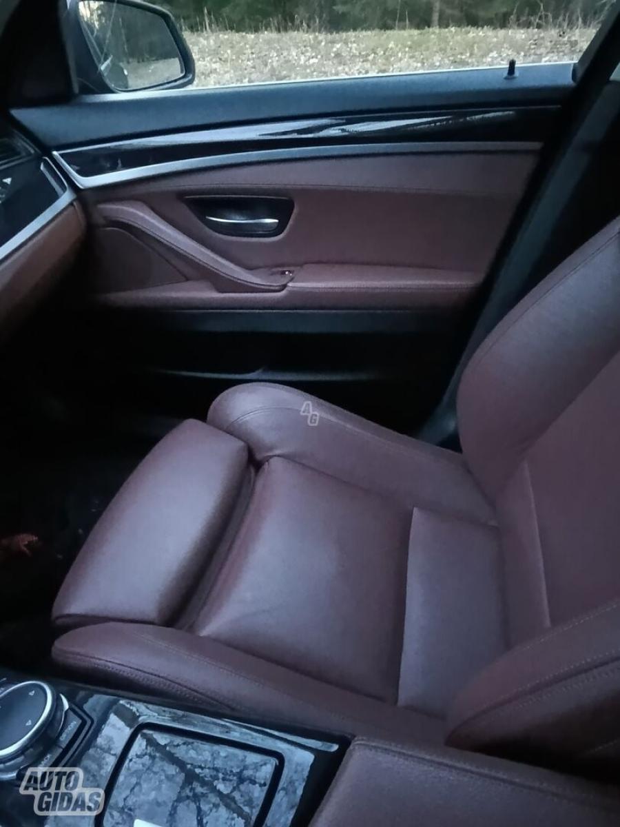BMW 520 2015 in Kaunas, with an engine capacity of 2.00 L and mileage of 255 thousand km for 12150 €, photo 21 on AUTOMOTO.COM.LV