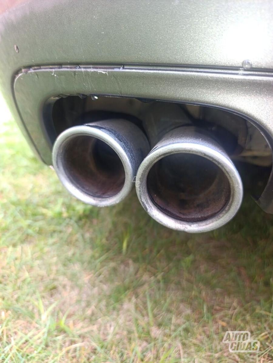 BMW 520 2015 in Kaunas, with an engine capacity of 2.00 L and mileage of 255 thousand km for 12150 €, photo 25 on AUTOMOTO.COM.LV