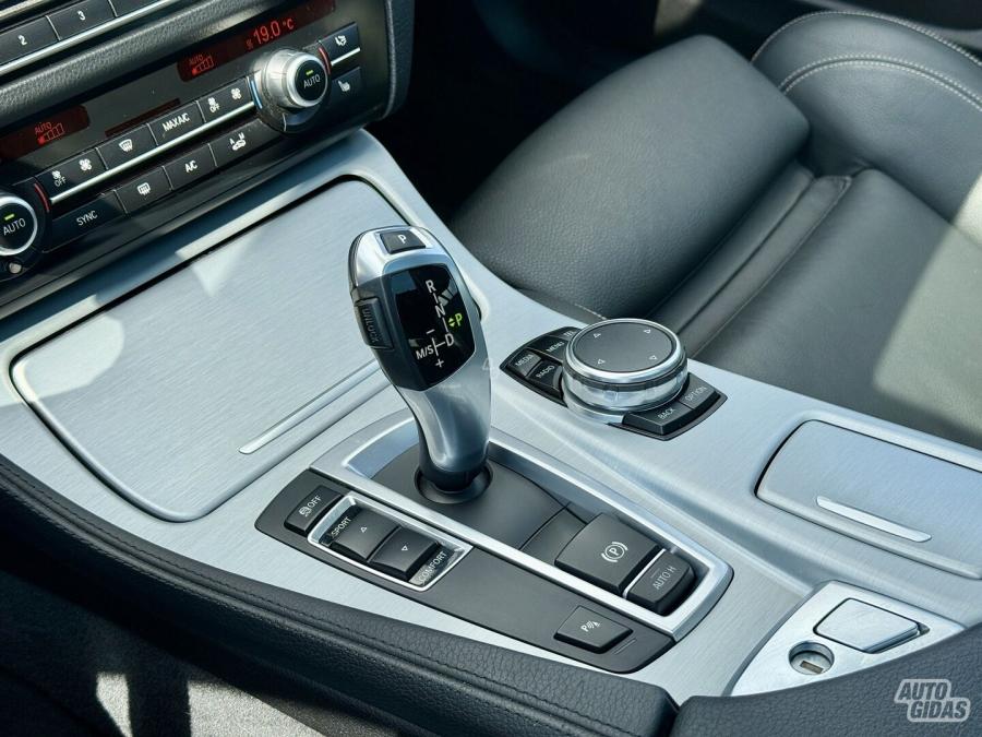 BMW 520 2016 in Vilkaviskis, with an engine capacity of 2.00 L and mileage of 280 thousand km for 12700 €, photo 15 on AUTOMOTO.COM.LV
