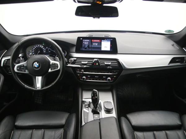 BMW 520 2017 in Vilnius, with an engine capacity of 2.00 L and mileage of 163 thousand km for 19999 €, photo 2 on AUTOMOTO.COM.LV