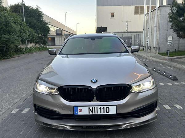 BMW 520 2017 in Vilnius, with an engine capacity of 2.00 L and mileage of 328 thousand km for 16400 €, photo 8 on AUTOMOTO.COM.LV