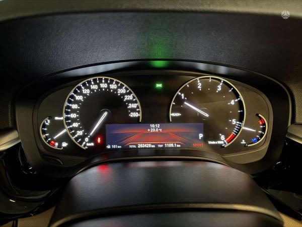 BMW 520 2017 Plungė, ar dzinēja tilpumu 2.00 L un nobraukumu 263 tūkst. km par 16000 €, foto 10 vietnē AUTOMOTO.COM.LV