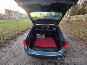BMW 520 2018 in Riga, with an engine capacity of 2.00 L and mileage of 215 thousand km for 25900 €, photo 5 on AUTOMOTO.COM.LV