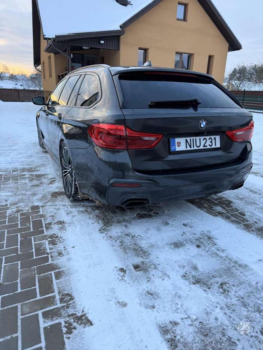 BMW 520 2018 in Vilnius, with an engine capacity of 2.00 L and mileage of 194 thousand km for 21000 €, photo 5 on AUTOMOTO.COM.LV