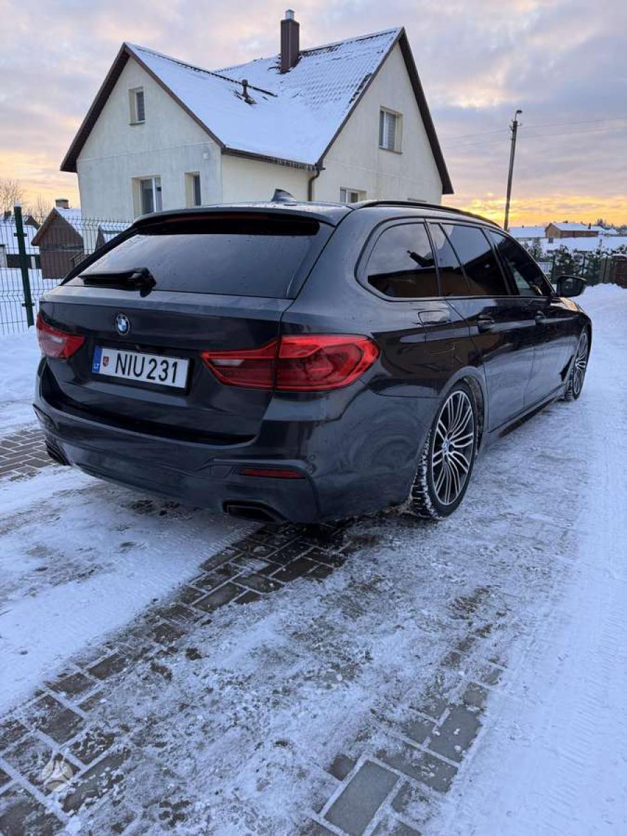 BMW 520 2018 in Vilnius, with an engine capacity of 2.00 L and mileage of 194 thousand km for 21000 €, photo 6 on AUTOMOTO.COM.LV