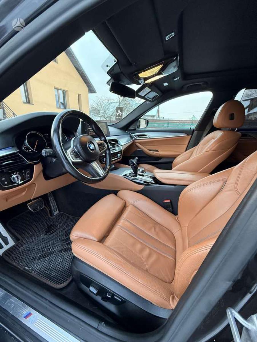 BMW 520 2018 in Vilnius, with an engine capacity of 2.00 L and mileage of 194 thousand km for 21000 €, photo 10 on AUTOMOTO.COM.LV