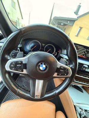 BMW 520 2018 in Vilnius, with an engine capacity of 2.00 L and mileage of 194 thousand km for 21000 €, photo 11 on AUTOMOTO.COM.LV