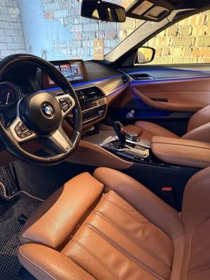 BMW 520 2018 in Vilnius, with an engine capacity of 2.00 L and mileage of 194 thousand km for 21000 €, photo 16 on AUTOMOTO.COM.LV