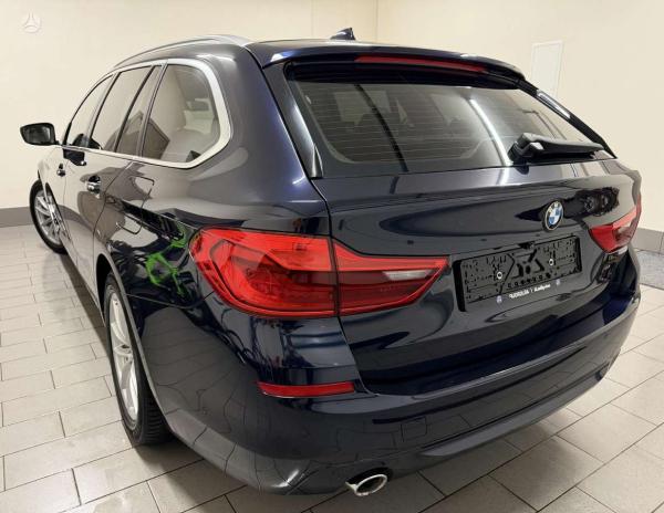 BMW 520 2018 in Kaunas, with an engine capacity of 2.00 L and mileage of 279 thousand km for 15990 €, photo 4 on AUTOMOTO.COM.LV