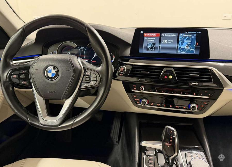 BMW 520 2018 in Kaunas, with an engine capacity of 2.00 L and mileage of 279 thousand km for 15390 €, photo 19 on AUTOMOTO.COM.LV