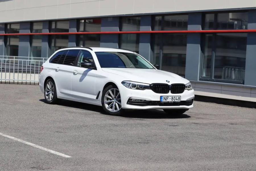 BMW 520 2018 in Riga, with an engine capacity of 2.00 L and mileage of 278 thousand km for 14980 €, photo 1 on AUTOMOTO.COM.LV