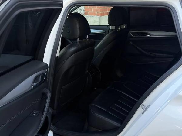 BMW 520 2018 Rīga, ar dzinēja tilpumu 2.00 L un nobraukumu 278 tūkst. km par 14980 €, foto 9 vietnē AUTOMOTO.COM.LV