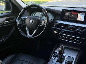 BMW 520 2018 in Riga, with an engine capacity of 2.00 L and mileage of 278 thousand km for 14980 €, photo 12 on AUTOMOTO.COM.LV