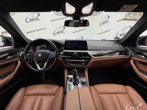 BMW 520 2018 in Vilnius, with an engine capacity of 2.00 L and mileage of 215 thousand km for 17500 €, photo 4 on AUTOMOTO.COM.LV