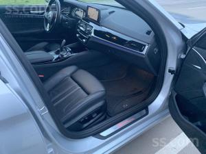 BMW 520 2019 in Riga, with an engine capacity of 2.00 L and mileage of 141 thousand km for 21900 €, photo 8 on AUTOMOTO.COM.LV