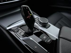 BMW 520 2019 Rīga, ar dzinēja tilpumu 2.00 L un nobraukumu 184 tūkst. km par 18300 €, foto 13 vietnē AUTOMOTO.COM.LV